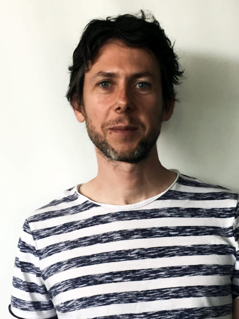 "On transmet beaucoup plus d'informations par la voix qu'un simple message"