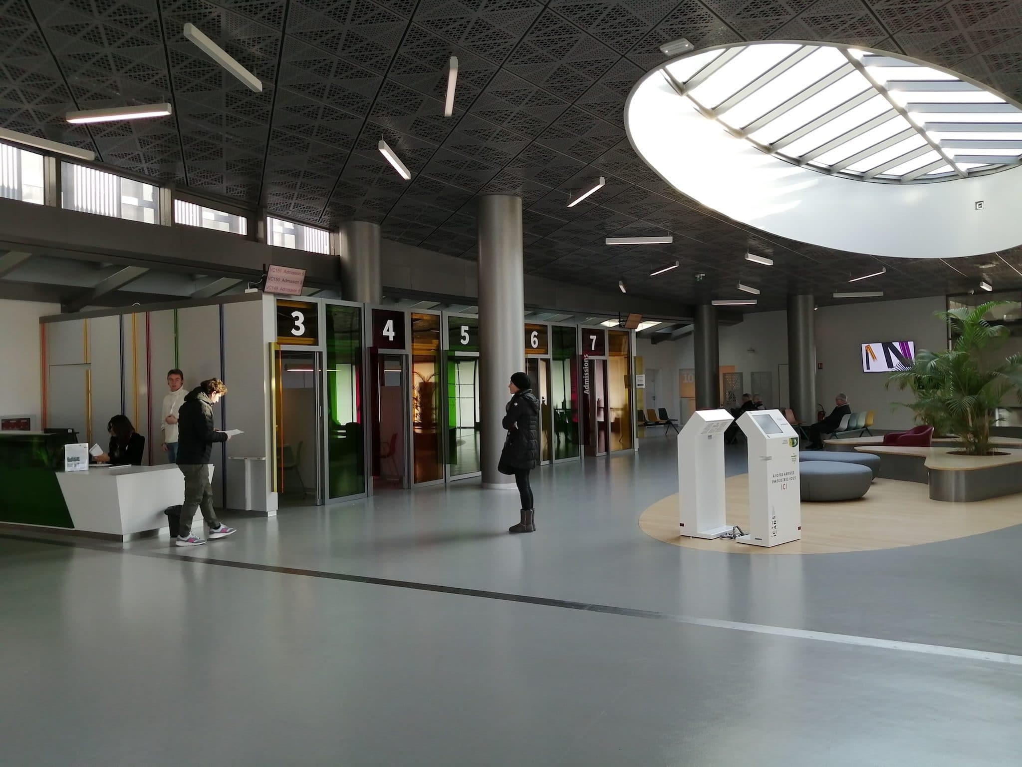 Tout neuf, l'Institut de cancérologie de Strasbourg brise patients et ...