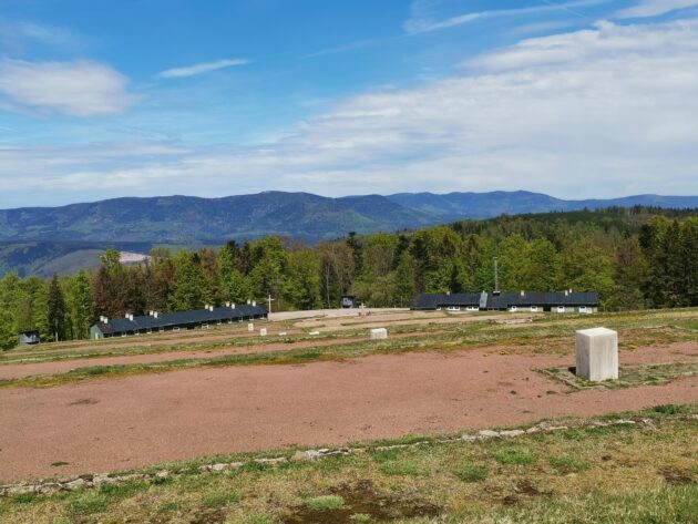 Une historienne publie un roman sur la villa du Struthof : "La fiction ...